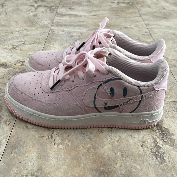 Nike | Shoes | Nike Pink Smiley Face Sneakers | Poshmark